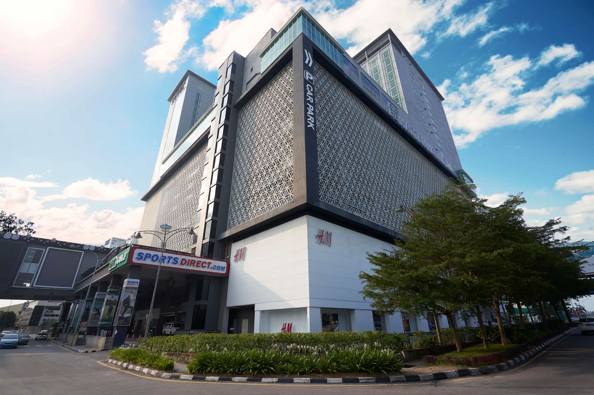 Melaka Parking Guide: Best Places to Park Near Attractions